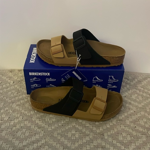 Birkenstock | Shoes | Birkenstock Arizona Split Cork Brown Womens 1 Hh ...